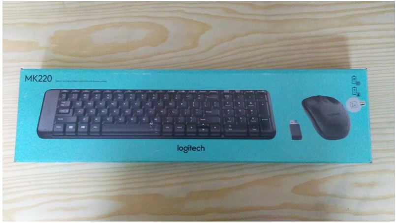 Revoir Logitech MK220 Clavier et combo de souris