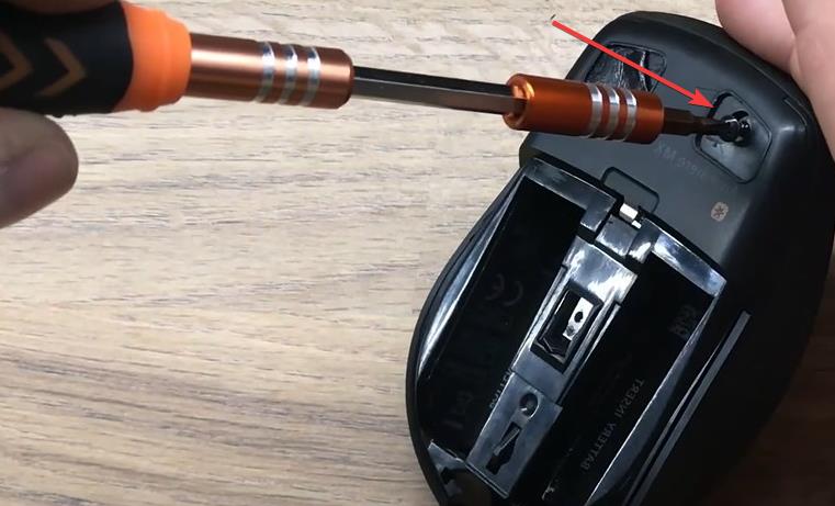 Cómo limpiar la rueda de desplazamiento de un mouse [Easiest Methods]