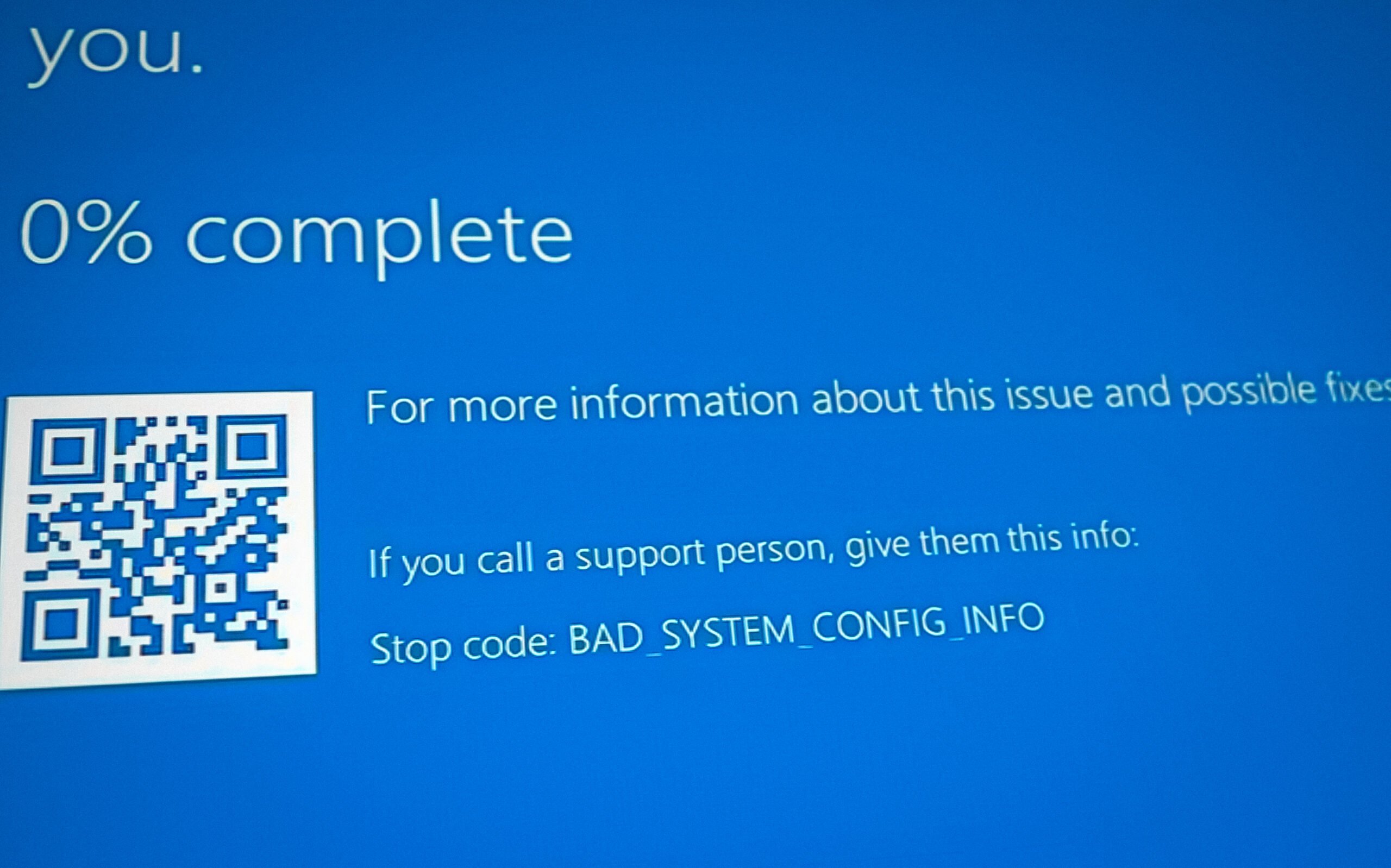 ¿Cómo reparar BAD_SYSTEM_CONFIG_INFO en Windows?