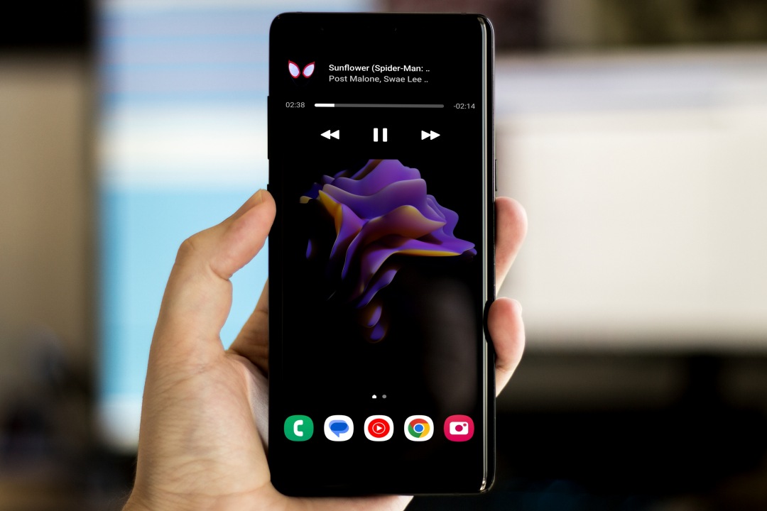 Hur man använder Dynamic Island på Samsung Galaxy-telefoner