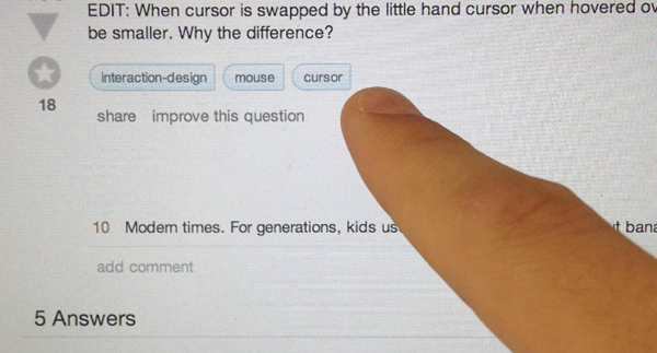 ¿Por qué el cursor del mouse está inclinado y no recto?